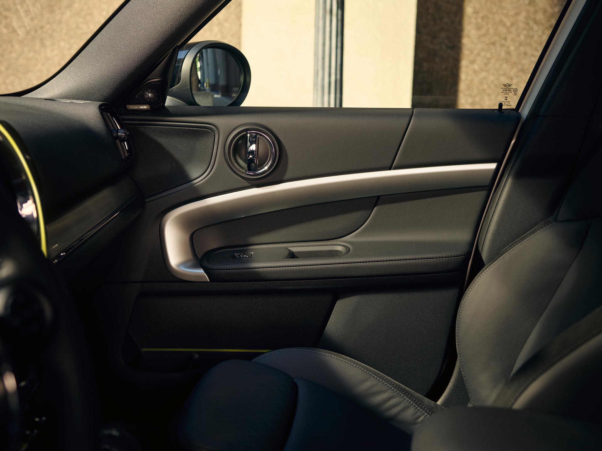 THE MINI COUNTRYMAN PLUG-IN HYBRID | MINI.GP